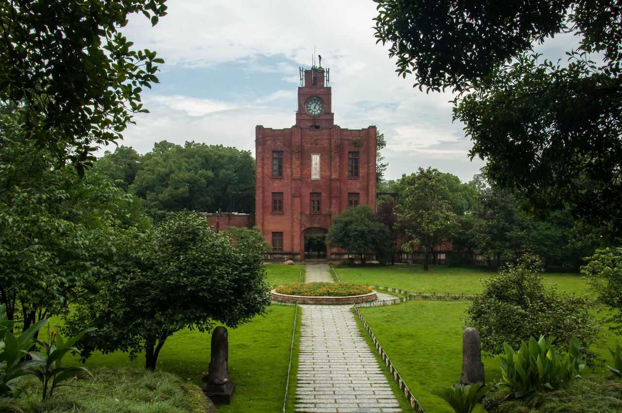 之江大学 - 快懂百科